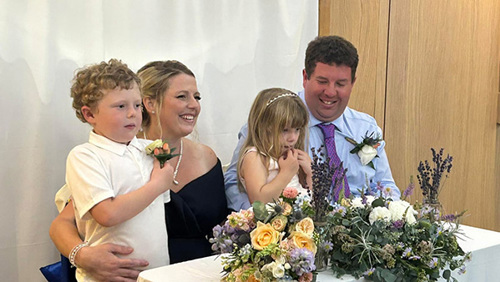 Amy and Sam marry at the Hospice - St Peter's Hospice